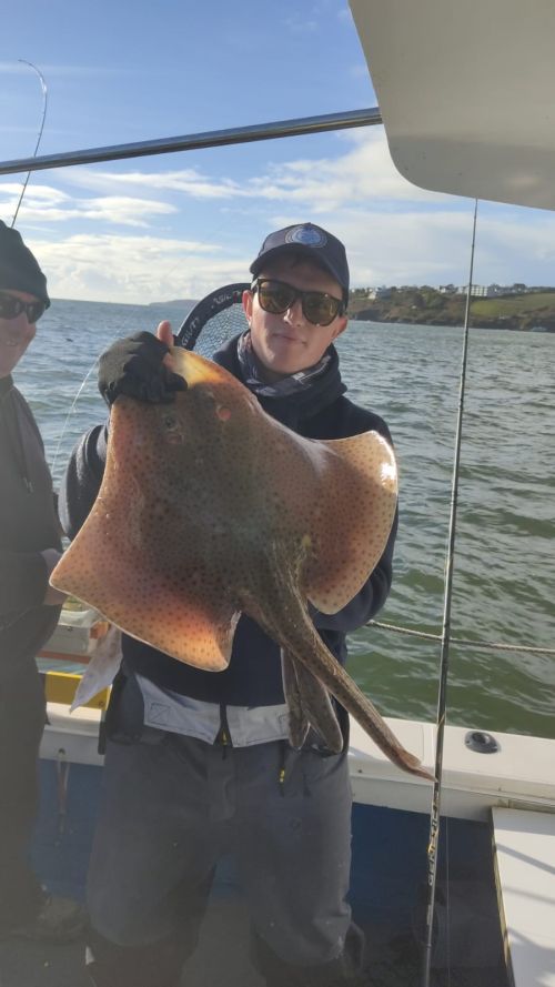 SP U-21-lov iz usidrene brodice - Praktični Ribolov